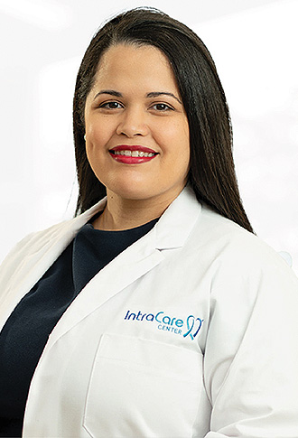 Nuestros Médicos - IntraCare Center - IntraCare Center